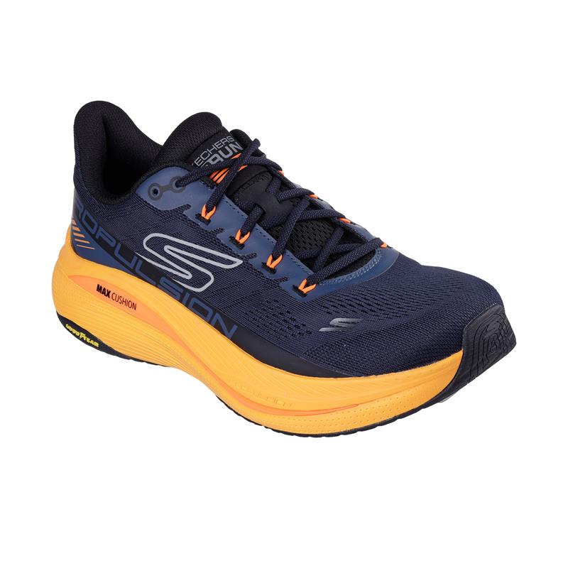 MAX CUSHIONING EXPERIENCE NEW LEVELS OF WELL-CUSHIONED COMFORT AND ...